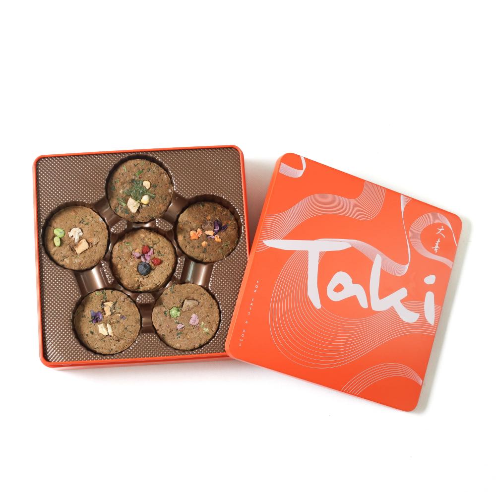 Taki Wagyu Beef & King Salmon Cookies Adult Dog Treats | Kohepets
